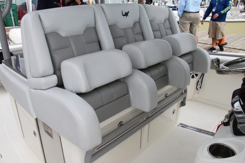 Mako 414 CC, A Super Sized Fishing